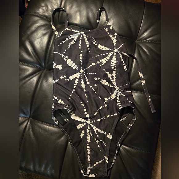 Jolyn Clothing | Swim | Jolyn Clothing Black And White Swimsuit | Poshmark